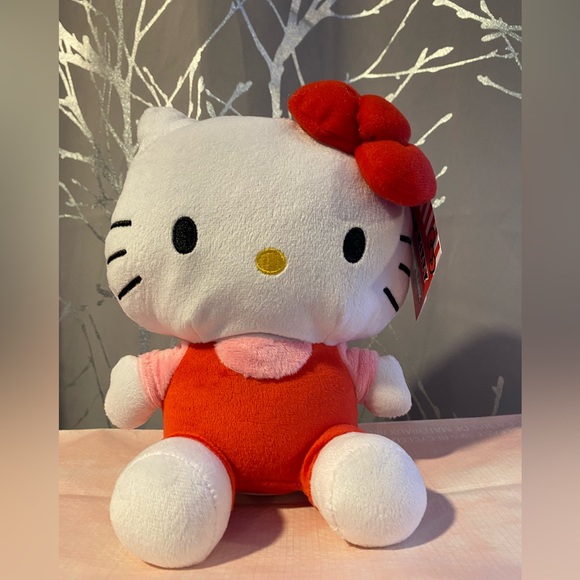 Hello Kitty | Toys | Bnwt Hello Kitty Coin Bank Plush | Poshmark